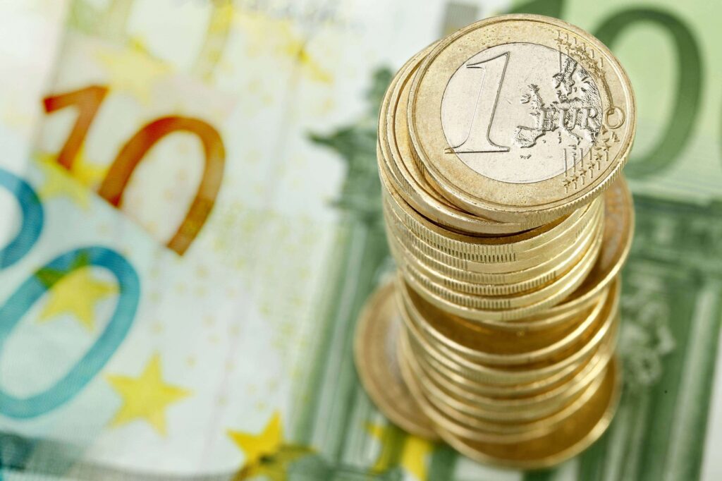 BCE: România, departe de adoptarea euro